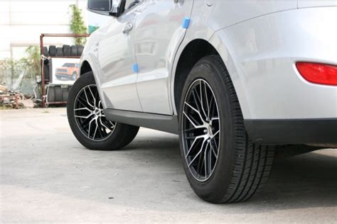 휠 장착 사진 싼타페 Cm 라이노스 무광블랙 폴리쉬 18인치 장착사진 광주 Bdm