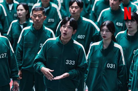 Lee Jung Jae Yim Si Wan Kang Ha Neul Park Gyu Young And More Fight For Survival In Squid