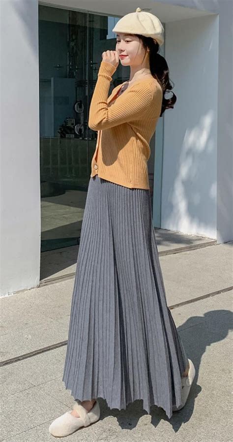 Cute 🥰 R Long Skirts
