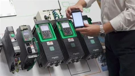 Schneider Dc Drives Three Phase At ₹ 12000 Piece In Kochi Id 13738663991