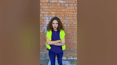 Сидишь такой в комнате а тут… шиза шизофрения Shorts галлюцинации бред психиатр Youtube