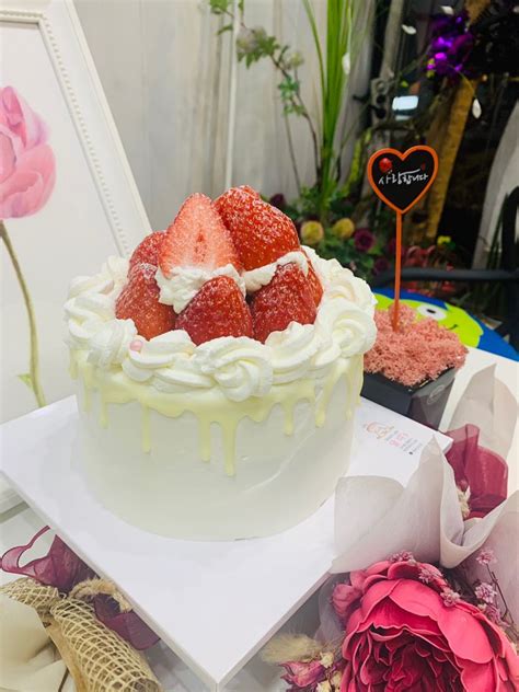 경기도 안산새솔동 크리스마스 딸기생크림케이크도시락사이즈1호사이즈택1 솜씨당