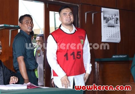 Saiful Jamil Berita Foto Video Lirik Lagu Profil And Bio Halaman