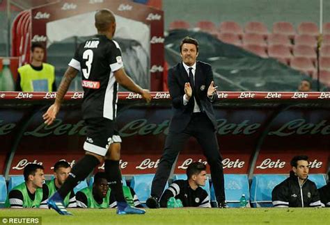 Udinese Sack Manager Massimo Oddo After 11 Straight Serie A Defeats Daily Mail Online
