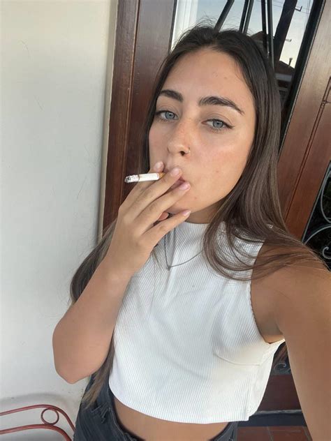 What Is It You Find Sexy About Women Smoking Rclassysmoking