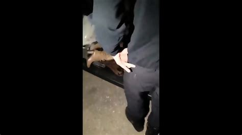 Scopata Da Due Sconosciuti Mentre Il Marito Filma Tutto Eporner