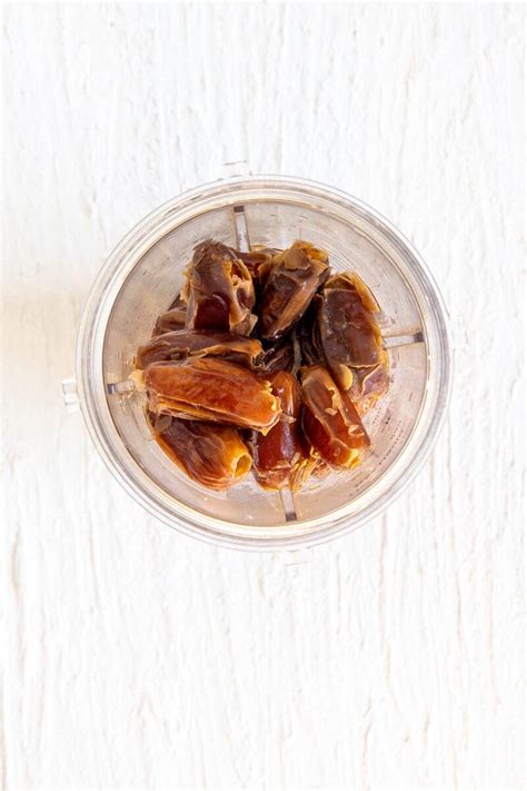 Easy Homemade Date Paste Create Mindfully