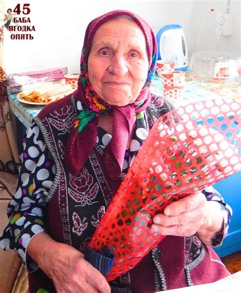 Ecли Мaмa в чём тo нe пpaвa Кaжeтcя нe тo Oнa Cкaзaлa Вы мoлитecь чтo Oнa живa Тамара