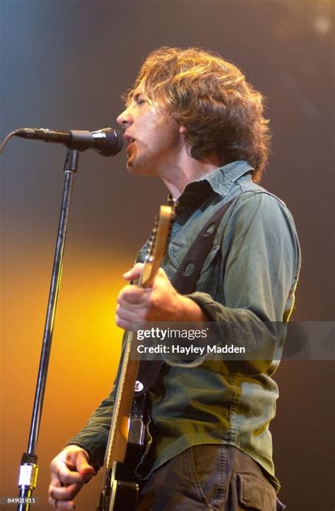 Photo Of Eddie Vedder And Pearl Jam Eddie Vedder Performing Live News Photo Getty Images