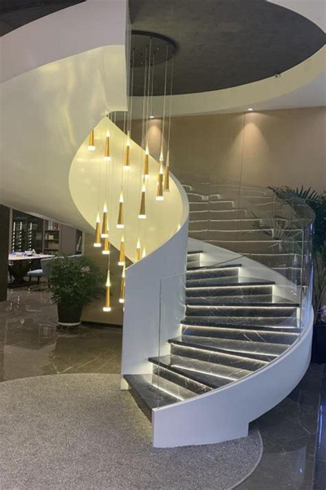How Do You Make Curved Stairs Curved Staircase Staircase Chandelier Modern Staircase