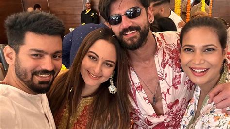 Sonakshi Sinha And Zaheer Iqbal Wedding Mehendi Madness Begins Check