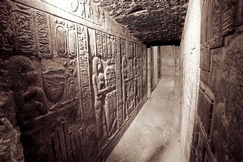 Best 12 Dendera Light Bulb Explained Sesh Medew Netcher Artofit