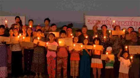 ကန့်ဘလူတွင် တော်လှန်ရေးရဲဘော်များနှင့် ပြည်သူလူထုပူးပေါင်း၍ ကြွေးကြော်ဆန္ဒပြ Khit Thit Media