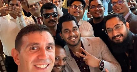 Gran Operativo De Seguridad Y Demostración De La Tapada A Kolo Muani En