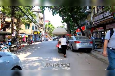 越南街头的怪现象成捆人民币摆在路边摊却没人敢去抢 越南 人民币