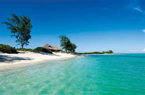 Island Hopping Fabulous Islands For Families Mummyfique