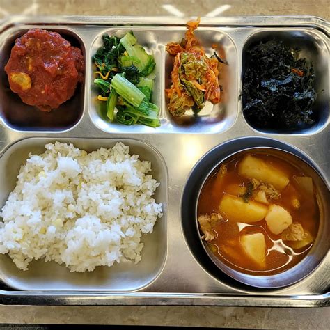 Rigyn Lee 학교급식 중등급식 중학교급식 식판샷 조리사 조리사스타그램 Facebook