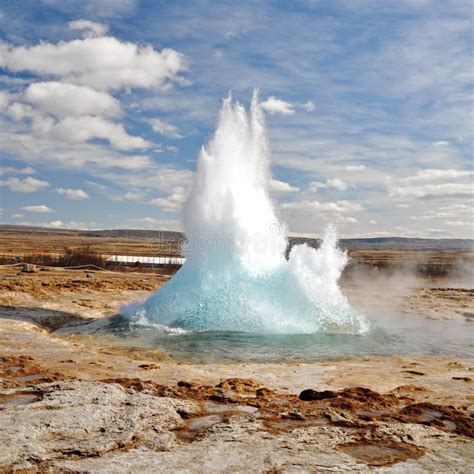 Famous Geyser Eruption Stock Image Image Of High Smoke 18703321