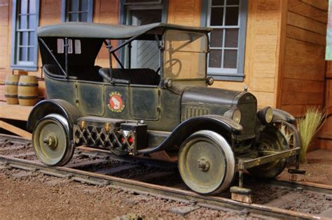 Model Cars And Trucks 1 24 Scale