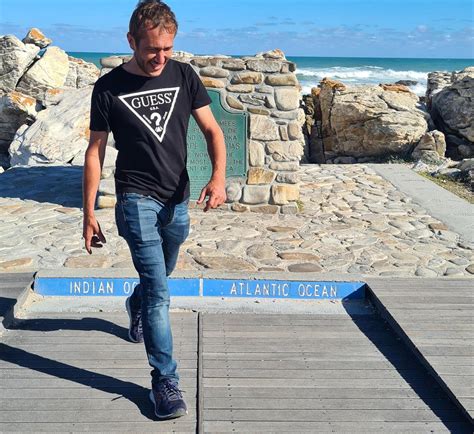 Morries Looking For My Other Half