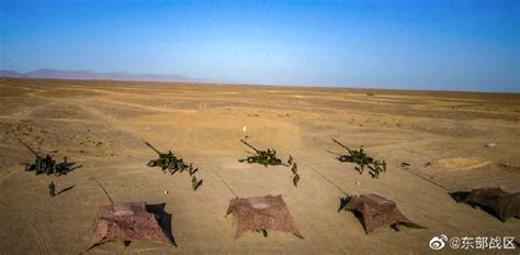 大漠练兵防空兵开火