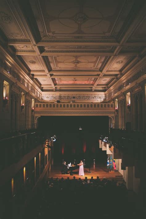 800+ Best Opera Photos · 100% Free Download · Pexels Stock Photos
