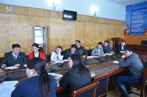 Аймгийн ИТХ ын Байгаль орчин экологийн тэнцвэрт байдлын хорооноос хэлэлцүүлэг зохион байгууллаа