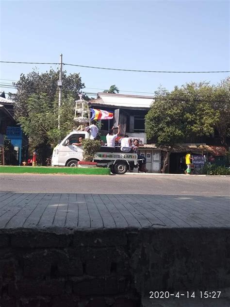 Dvb မောင်တောမြို့တွင် ရိုးရာအစဉ်အလာမပျက် နံ့သာသွေး၍ မြို့တွင်းလှည့်လည် ဘုရားရေသပ္ပယ်