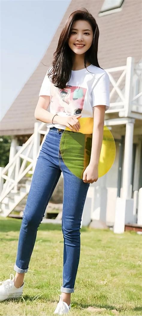 Star Beauty Issue 448 Zhang Ruonan IMedia