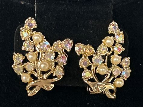 Lot 58 Bling Jewelry Lot 3 Necklaces And 3 Pair Earrings From Our