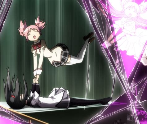 Madoka Magica Homura And Madoka Hug