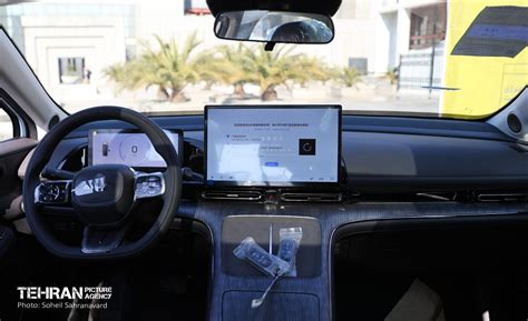 رونمایی از اتوبوس، تاکسی و موتور برقی وارداتی از چین زاکانی وسایل نقلیه وارداتی ارزان‌تر از