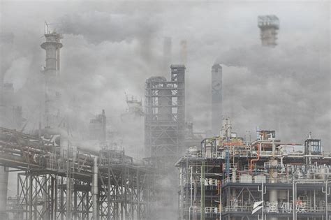 大陸霧霾侵襲 台灣中部「沒好氣」 風傳媒