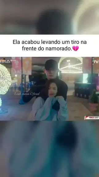 Leah And Astrid Kiss