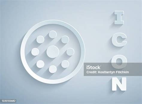 회색 배경에 격리 된 옷 아이콘용 종이 컷 바느질 버튼 의류 버튼 종이 아트 스타일입니다 벡터 일러스트레이션 3차원 형태에 대한 스톡 벡터 아트 및 기타 이미지 Istock