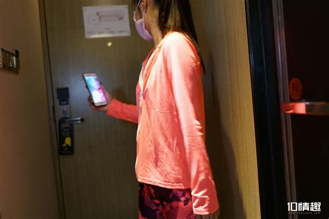 Rosi写真 口罩系列no469mm撩人姿势诱惑写真4rosi口罩美女写真官网