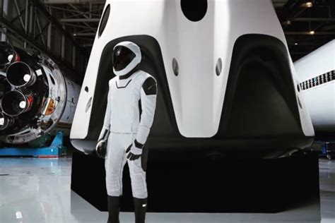 The Spacex Spacesuit Design Explained Design Milk