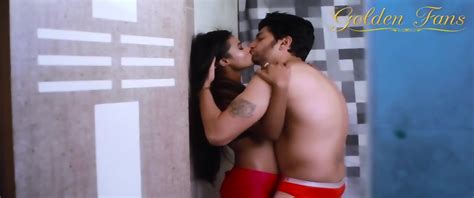 Bathroom Romance Eporner