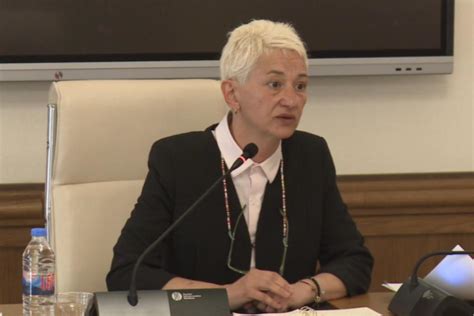 რუსუდან შარაძე დათო გამყრელიძე რომ ყვირის „არა რუსულ კანონს“ ჯობია მოიკითხოს მის ოფისში