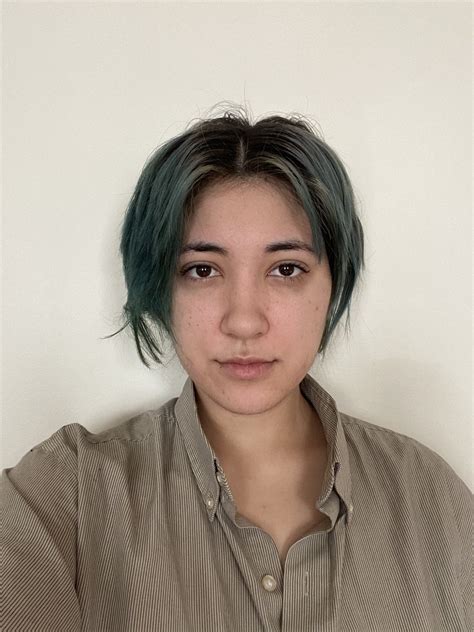 Hey I Was Wondering If Anybody Would Be Willing To Share How They Realized Theyre Non Binary I