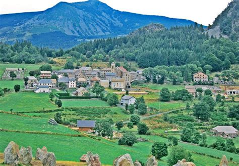 Commune De Borée En Ardèche 07310 Voyage En France
