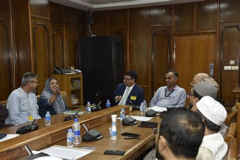 Bangladesh Bank Seminar Stresses Urgent Need For Islamic Finance