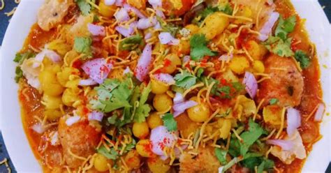 Aloo Tikki Matar Chaat Recipe By Pratima Mohanty Cookpad