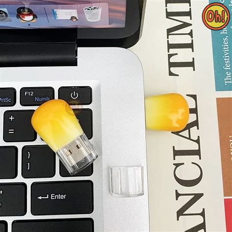 진혹거 겟잇뷰티 눈 앞머리부터 애굣살이 잇다면 이 부분이 튀어나오겟다 싶은 곳에 칠해주시는데 ⭐⭐잔뜩 칠하면 안 돼요⭐⭐ 내 눈 밑 살이 시작되는 곳과 방금