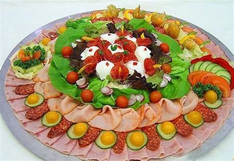 Ширээгээ хэрхэн сайхан харагдуулах нь бүсгүй таны сонголт