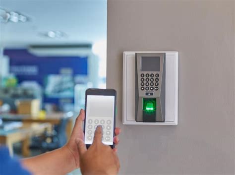 记考勤工时哪个软件好用 【东宝软件】