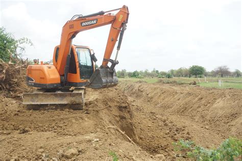 တောင်တွင်းကြီးမြို့နယ်ရှိ စက်စက်ယိုချောင်း ရေစီးရေလာကောင်းမွန်စေရန် ပြန