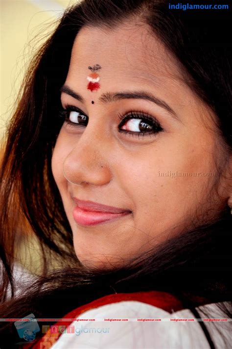 Devika Actress Hd Photos Images Pics And Stills 230665