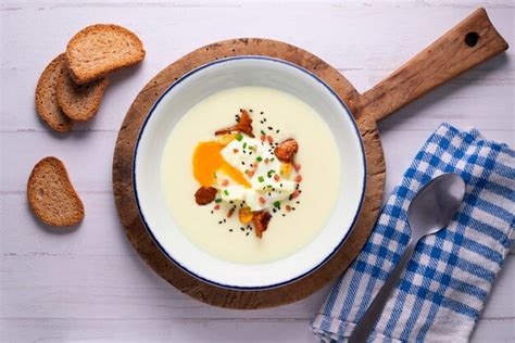 Premium Photo Poached Egg With Potato Cream And Mushrooms