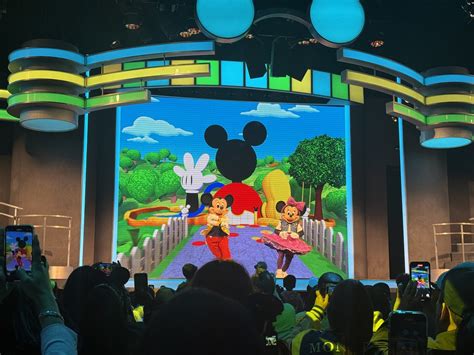 Photosvideo Disney Jr Mickey Mouse Clubhouse Live Arrives At Disney